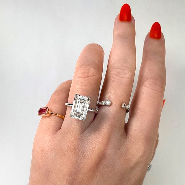 4 Practical Reasons to Buy a 5 Carat Diamond Ring | Frank Darling